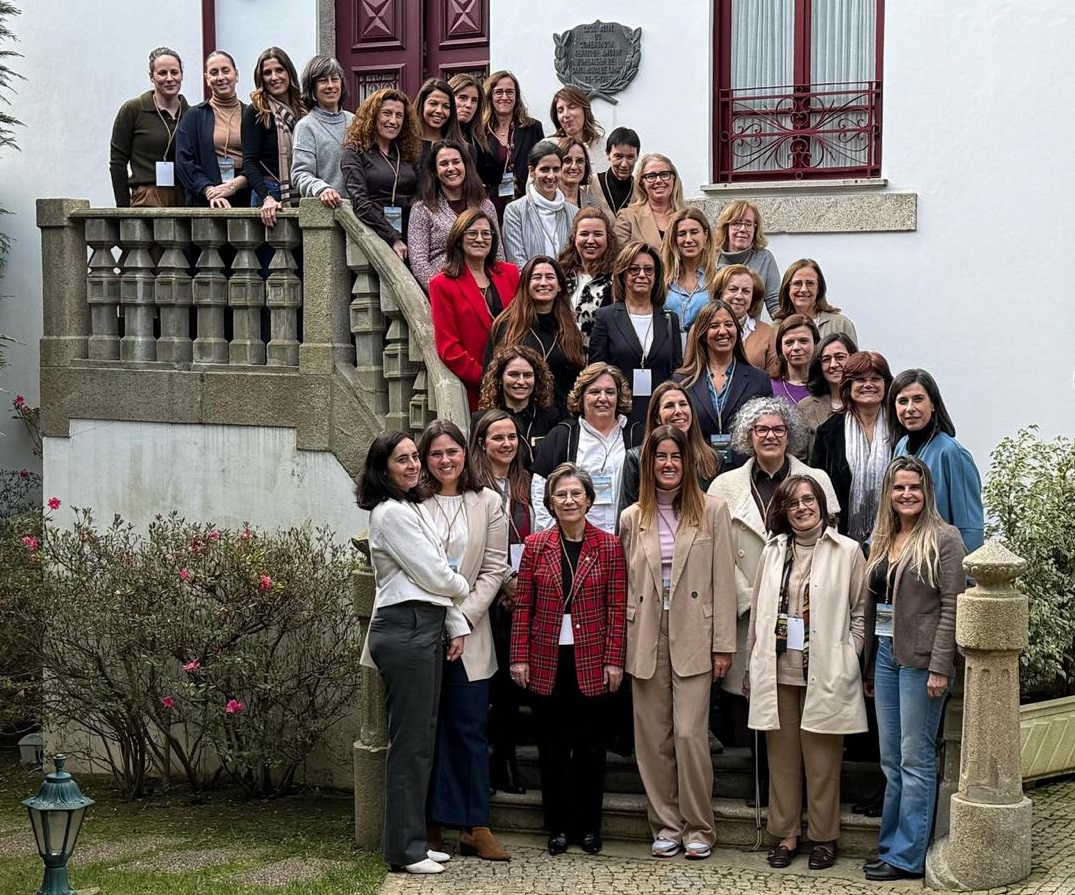 Visita de trabalho à Corticeira Amorim, em Santa Maria de Lamas, com ...